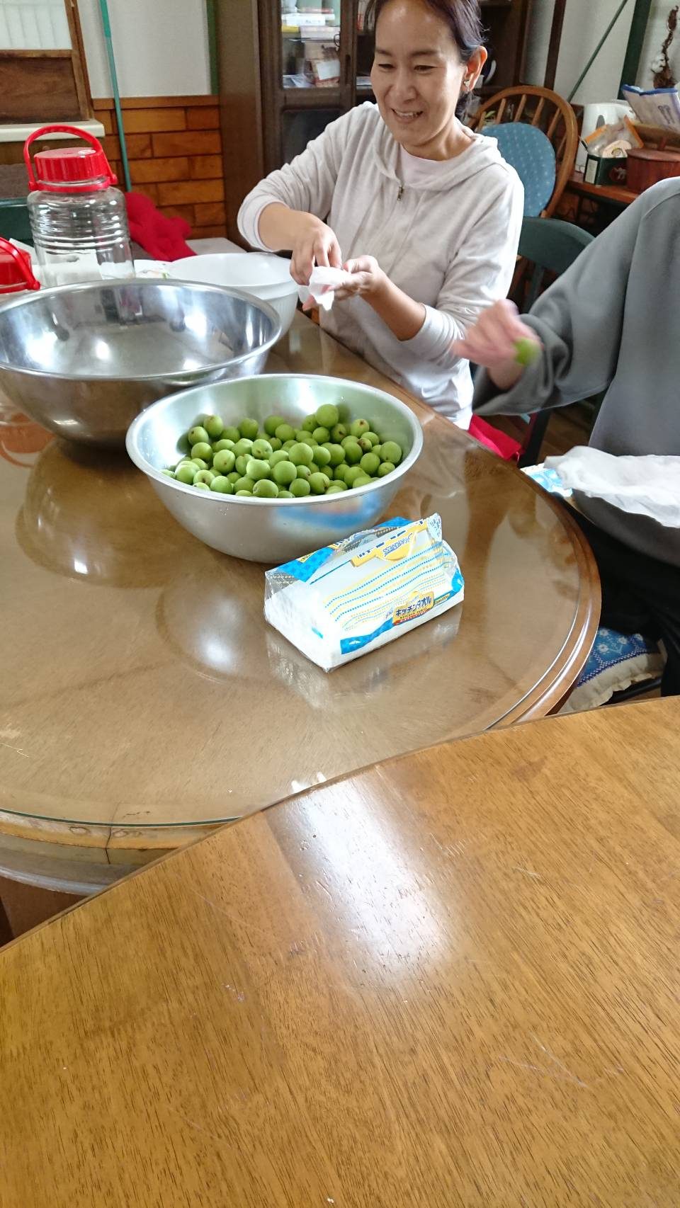 梅酵素ジュースづくり実習 | NPO法人 CCV